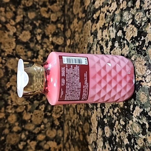 Bath & Body Works | Bath & Body | Bbw Forever Red Daily Nourishing Body ...